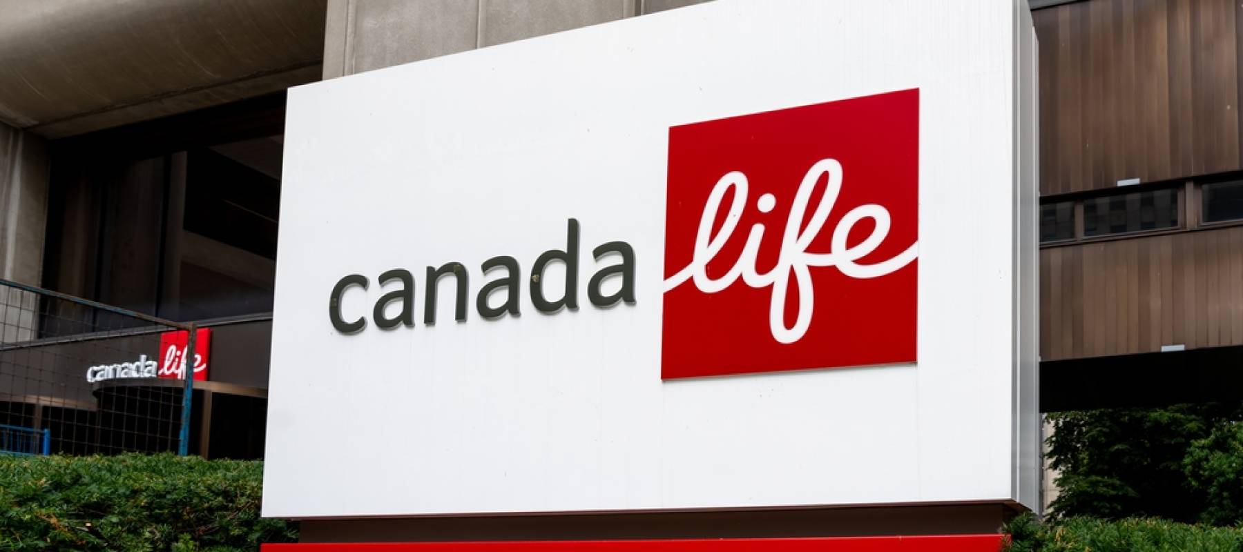 How to Get Rich in Canada: 5 Proven Ways to Build Wealth